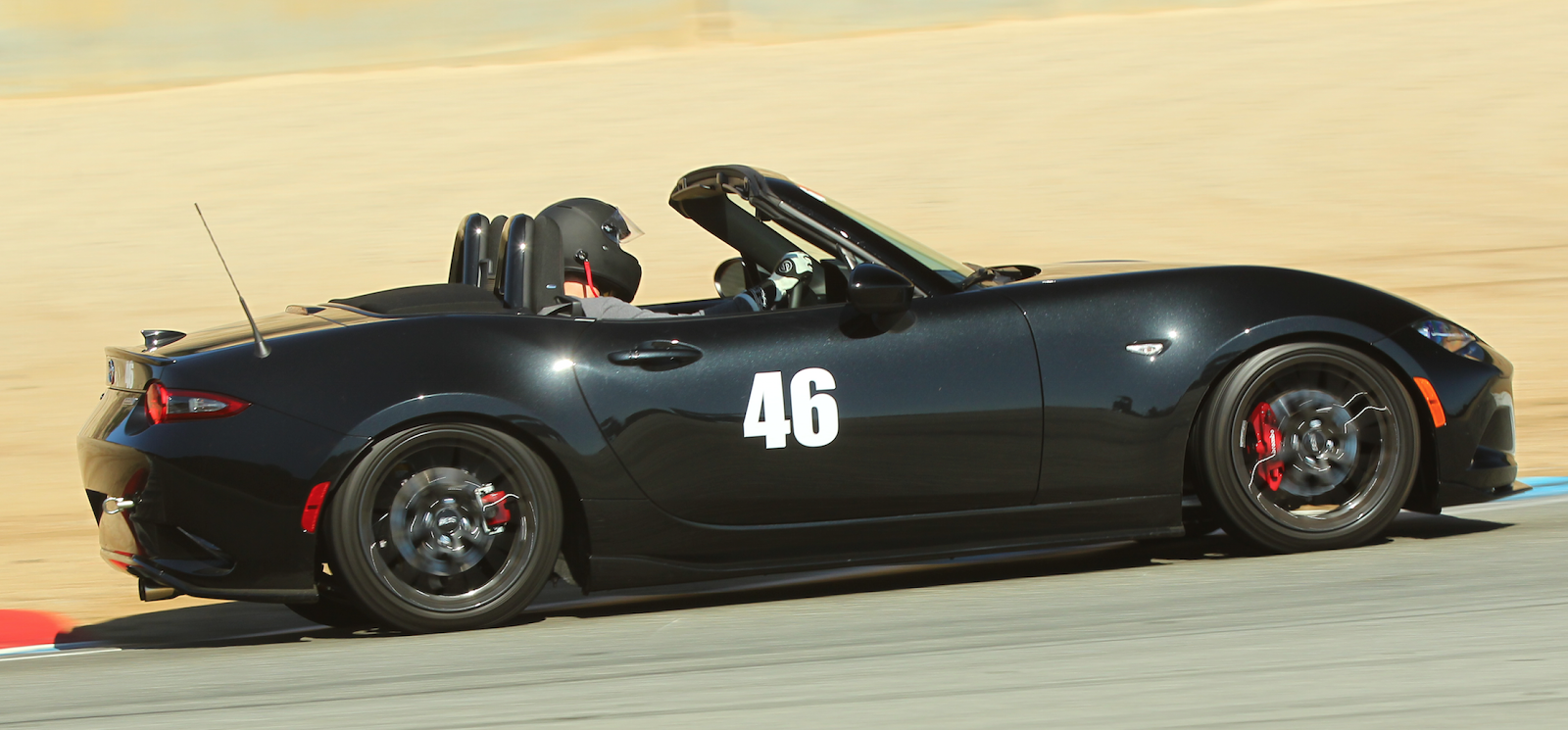 Track Day Stuff: 2016 ND Miata Club versus 1997 NA Miata - Laguna Seca