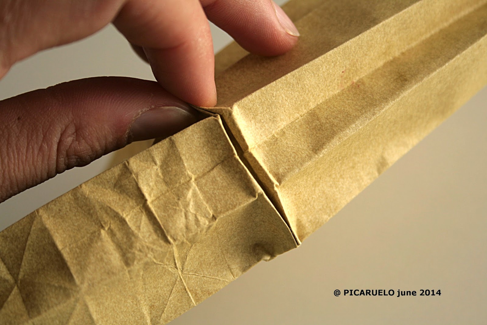Picaruelo's origami: THE SAXOPHONE