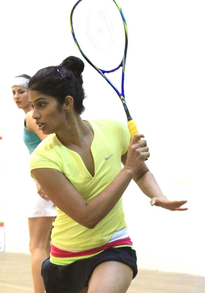 Joshna Chinappa squash player