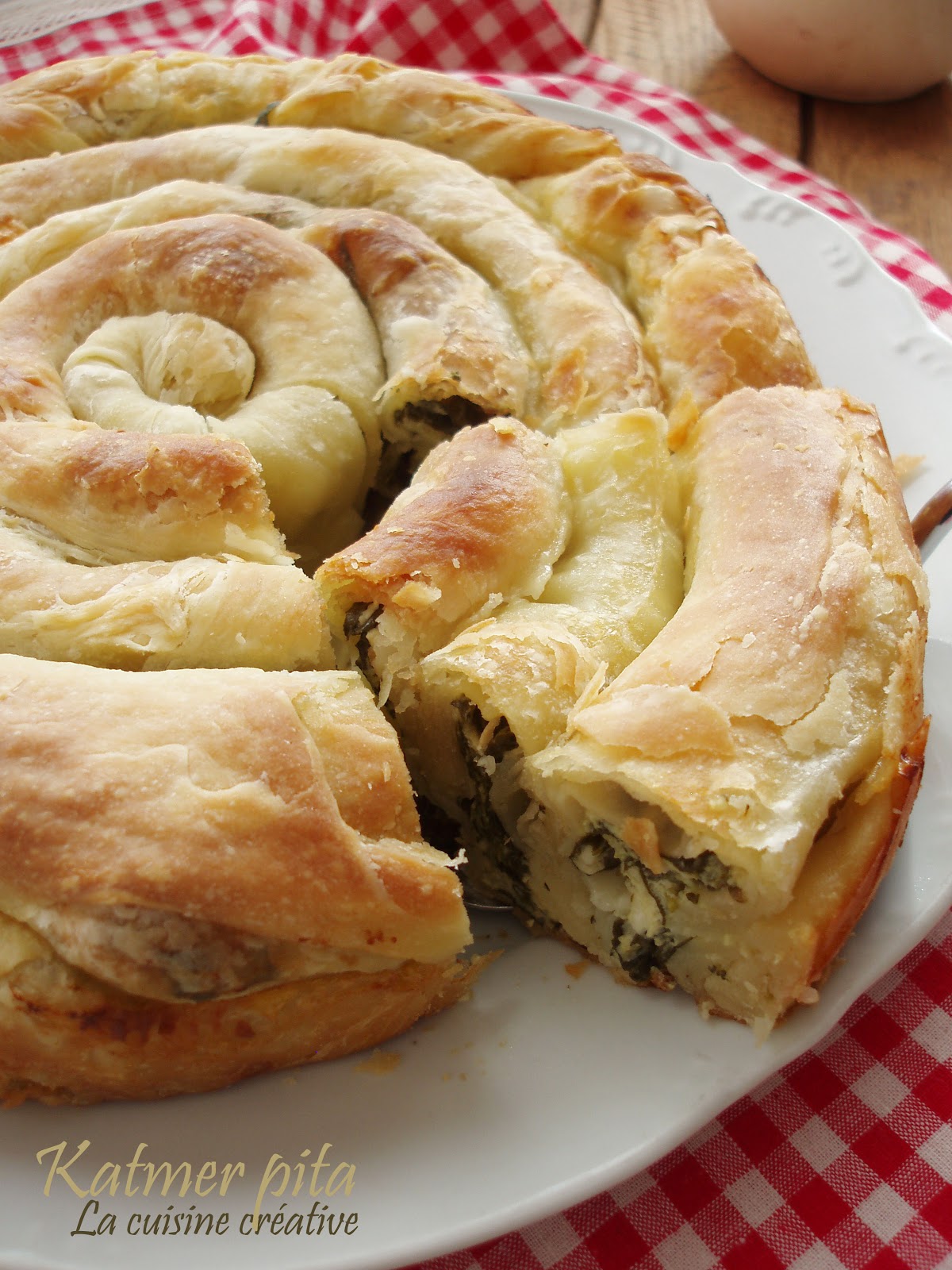 La cuisine creative: Katmer pita (po bakinom receptu)