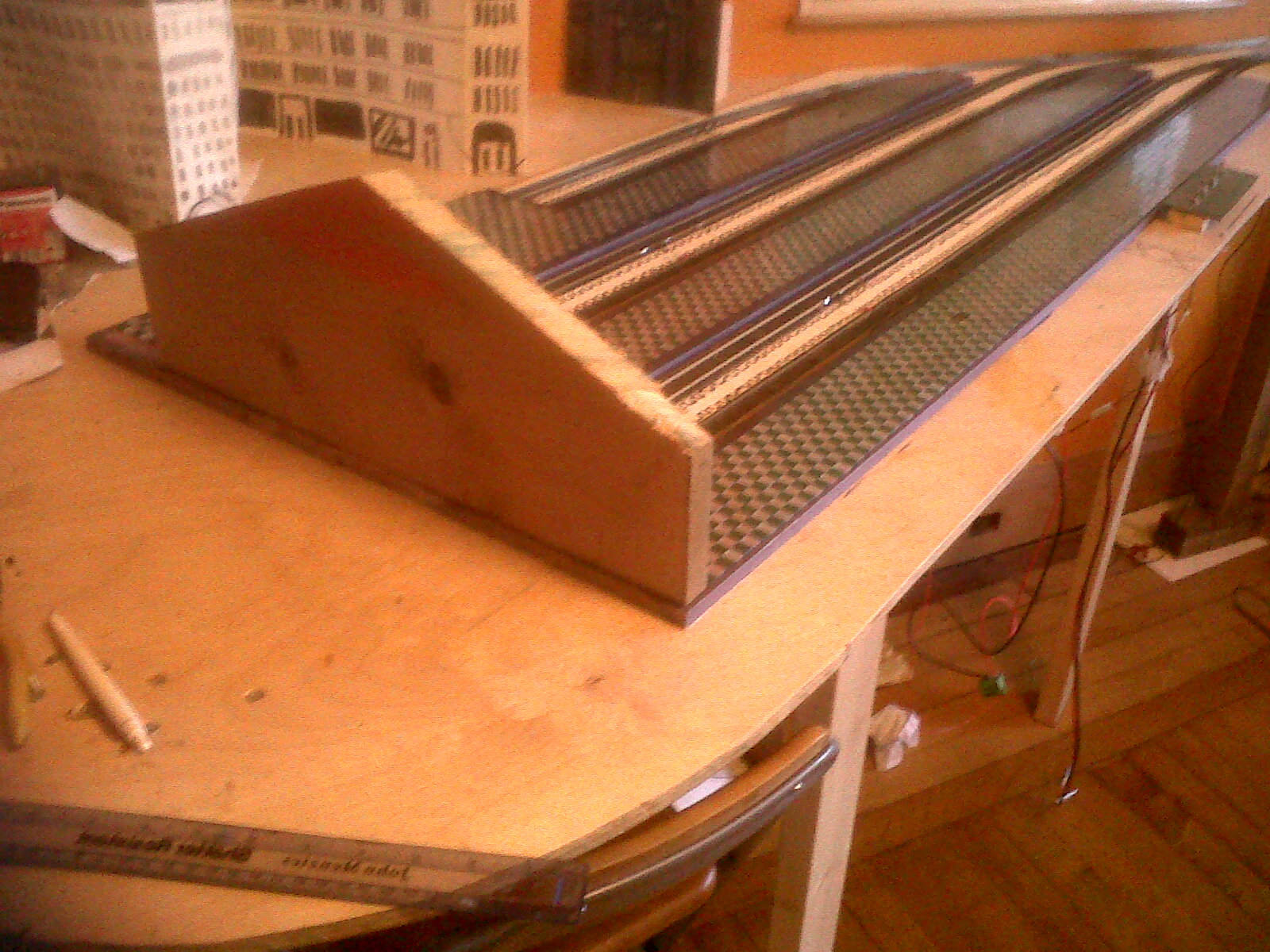 French Model Railway: Jools Holland at New Year