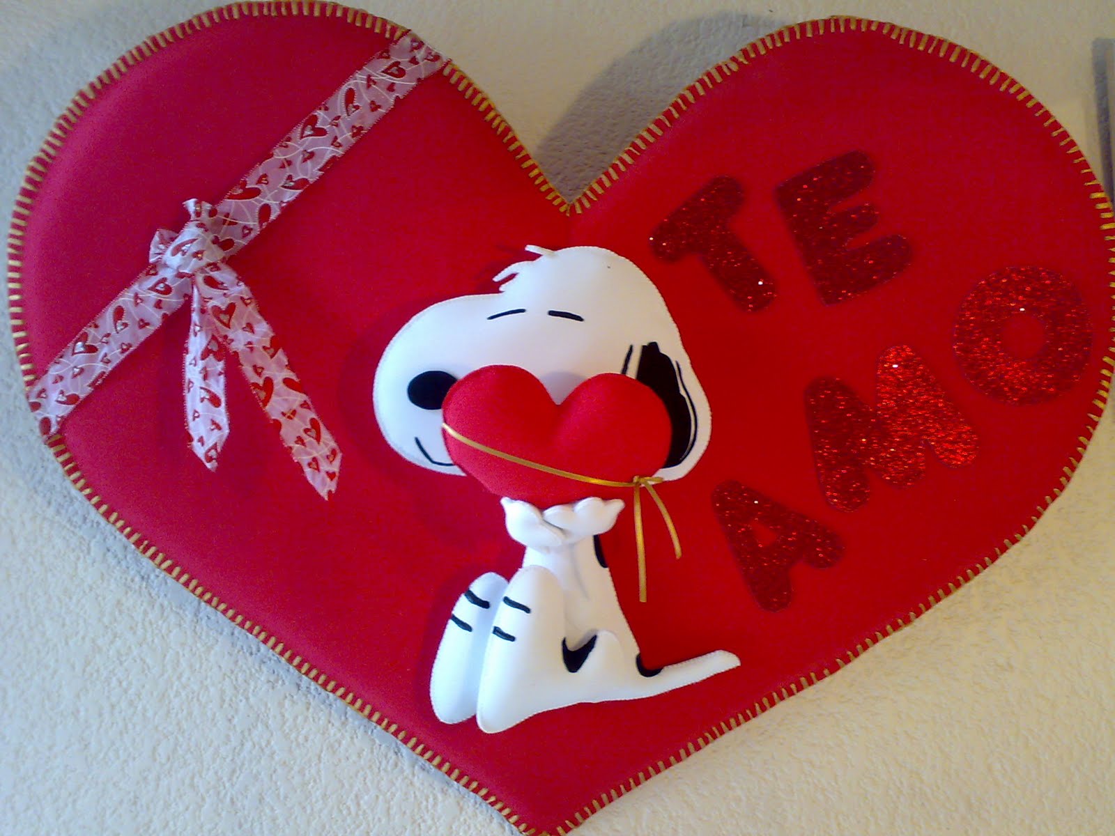 Corazon de foami decorado - Imagui