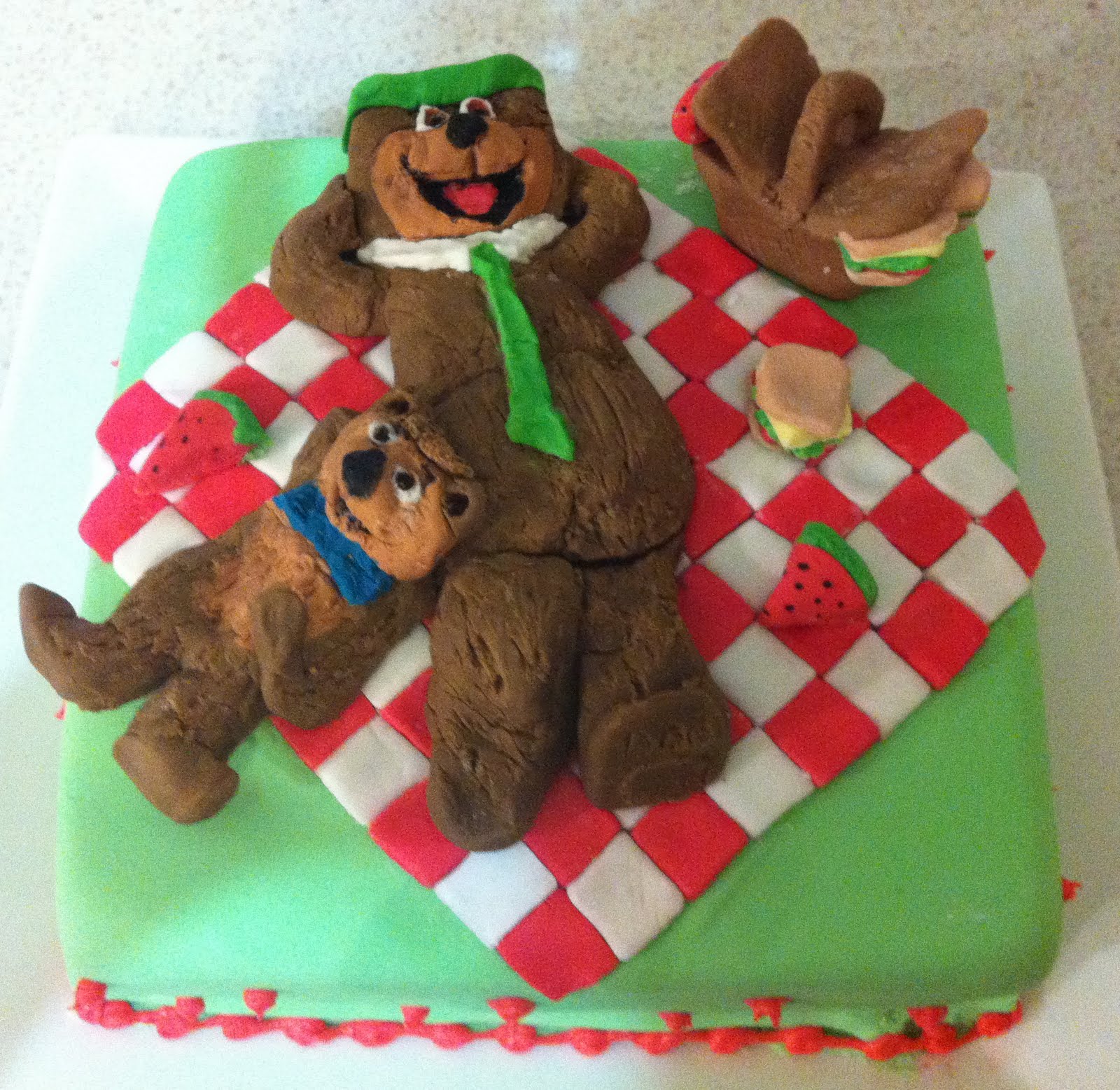 LJ'S Cake hobby: 11th cake My Baby's birthday cake Yogi Bear