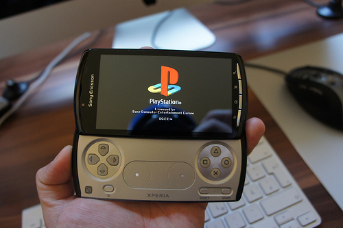 Dual Boot Your Favorite ROMs on Your Xperia Play | Exandro