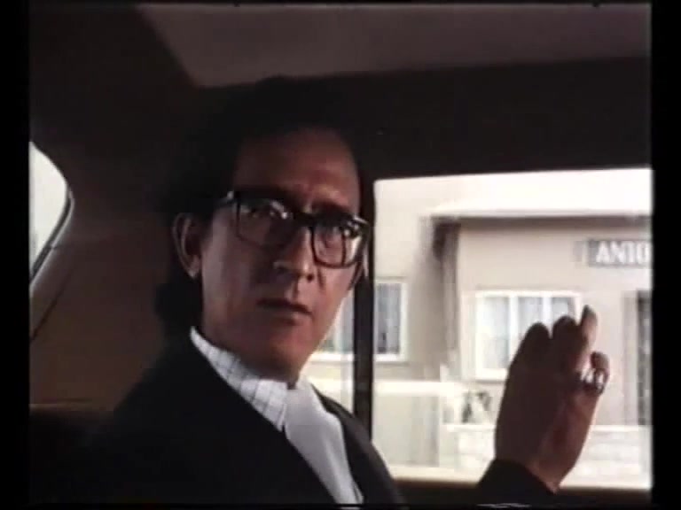 ΒΑΡΑΤΕ ΠΡΙΝ ΣΑΣ ΒΑΡΕΣΟΥΝ - KILL OR BE KILLED