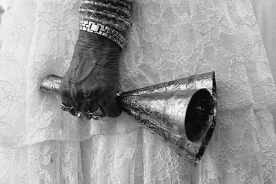 O que é e como se utiliza o Adjá na Umbanda :: caminhos da umbanda