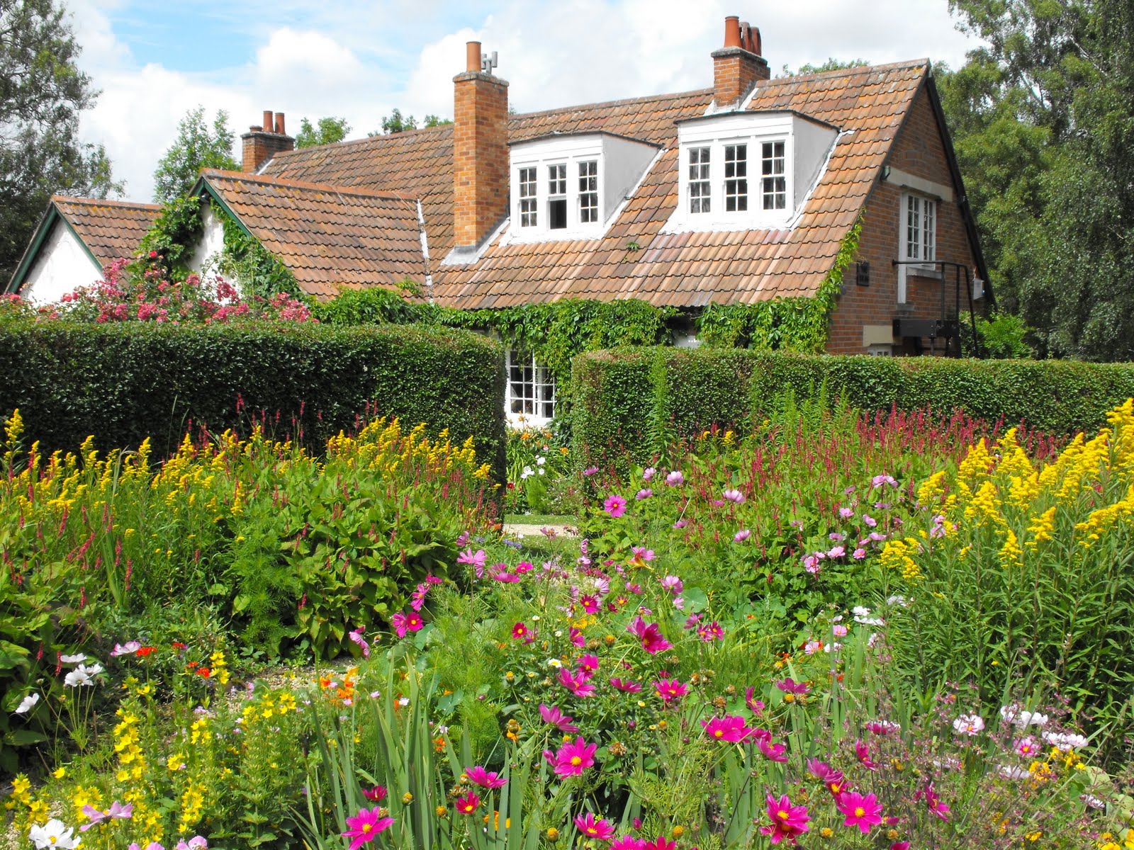 Johli Baptist: Another visit to The Kilns, CS Lewis' home in ...