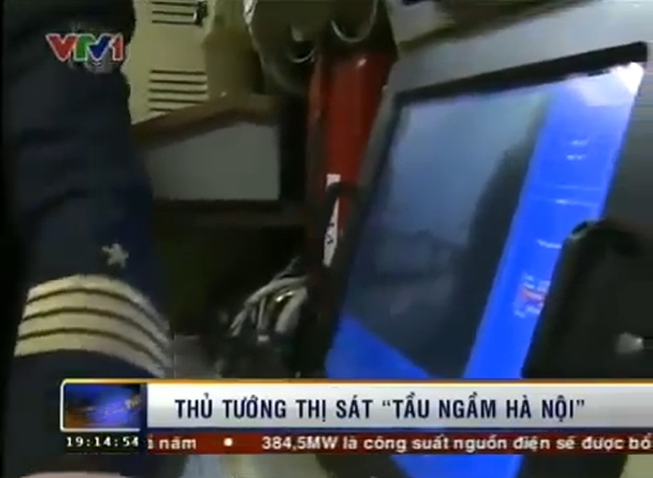 Asian Defence News: A look inside Vietnam's Kilo class Submarine - Ha Noi