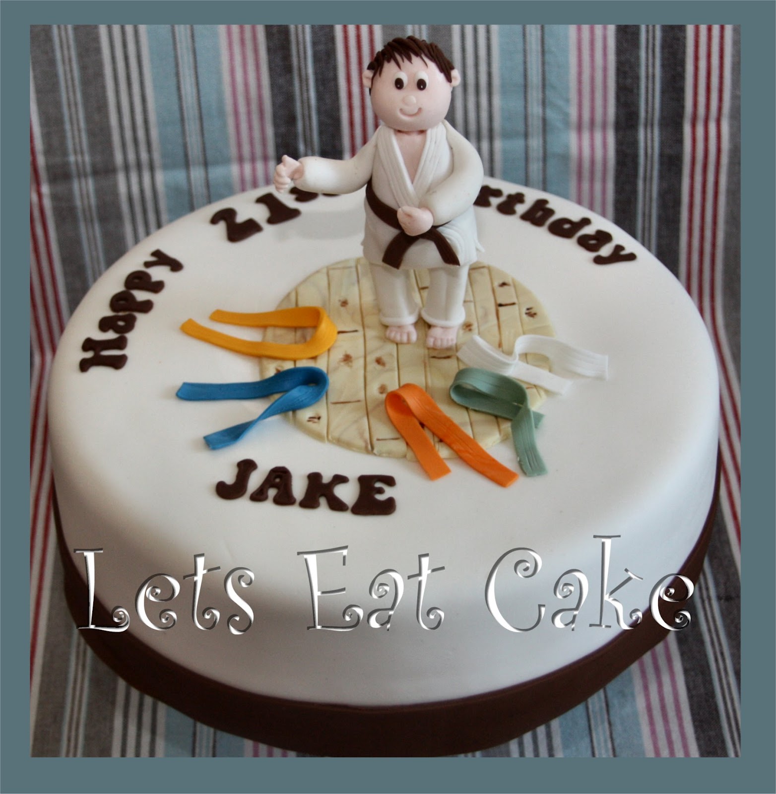 the pink spatula: Judo cake....