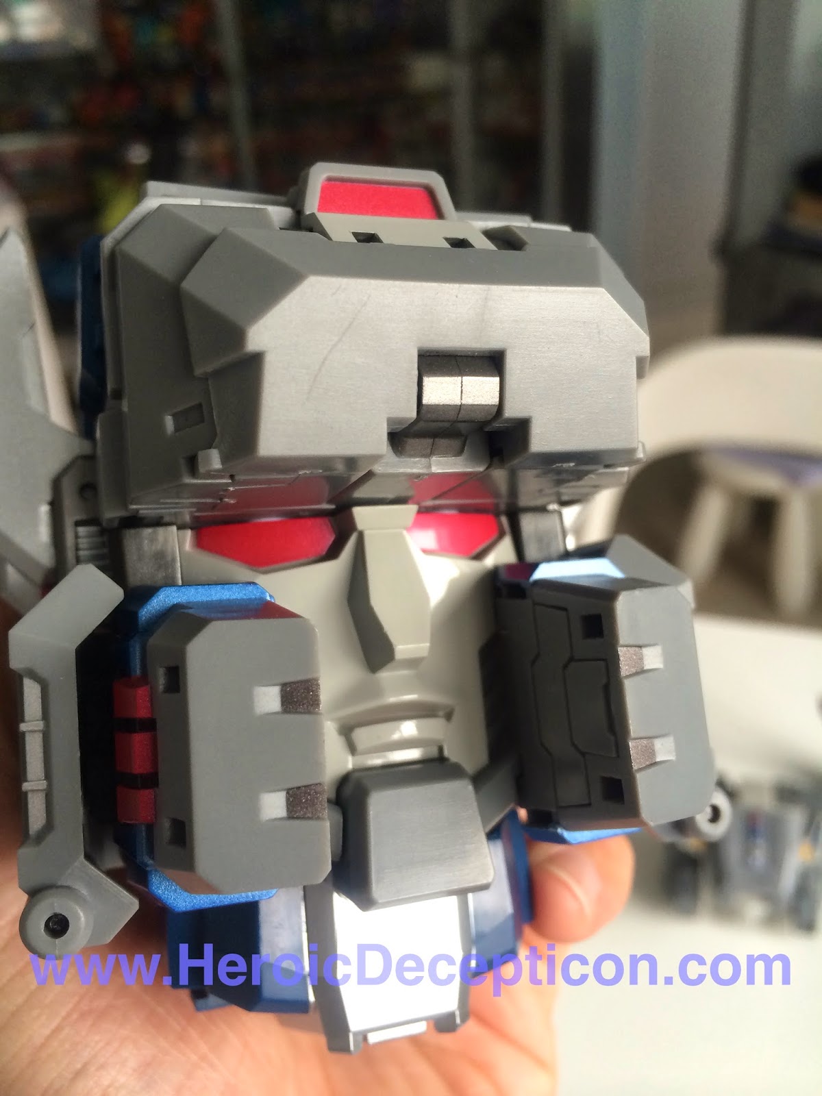 Heroic Decepticon: PE-DX03 - Perfect Effect Warden aka IDW's Fortress ...