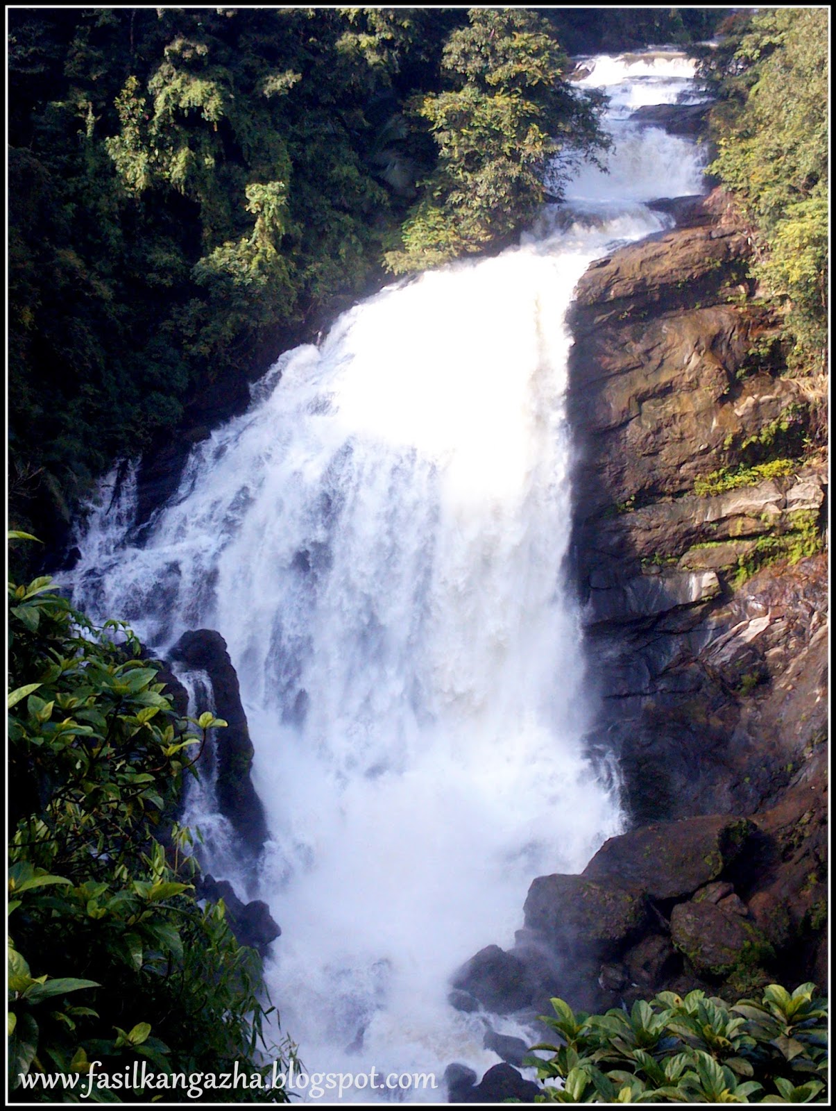 Fasil's: Valara waterfall.