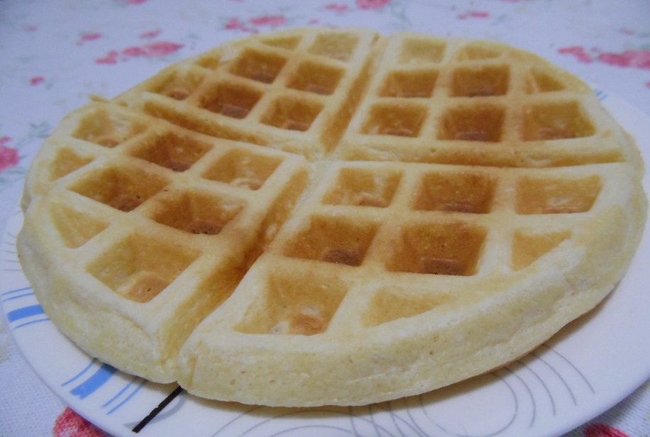 WAFFLES SIMPLES E WAFFLES DE CHOCOLATE COM SHEFA - Receitas Culinárias