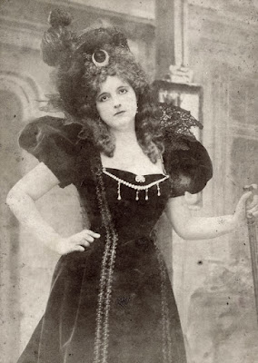 Crowns, Tiaras, & Coronets: Clara Ward, Princesse de Caraman-Chimay ...