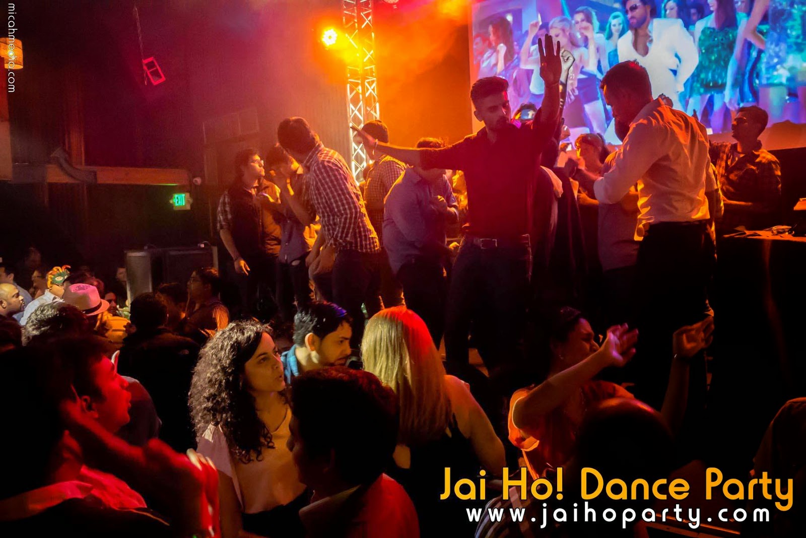 Dancing in Seattle - Ananya Tales