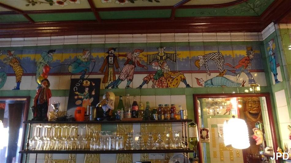 Paris-bise-art : Clown Bar