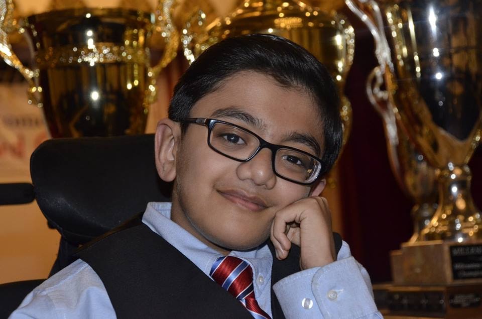 Sparsh Shah γεννήθηκε με ατελή οστεογένεση - Η ΔΙΑΔΡΟΜΗ