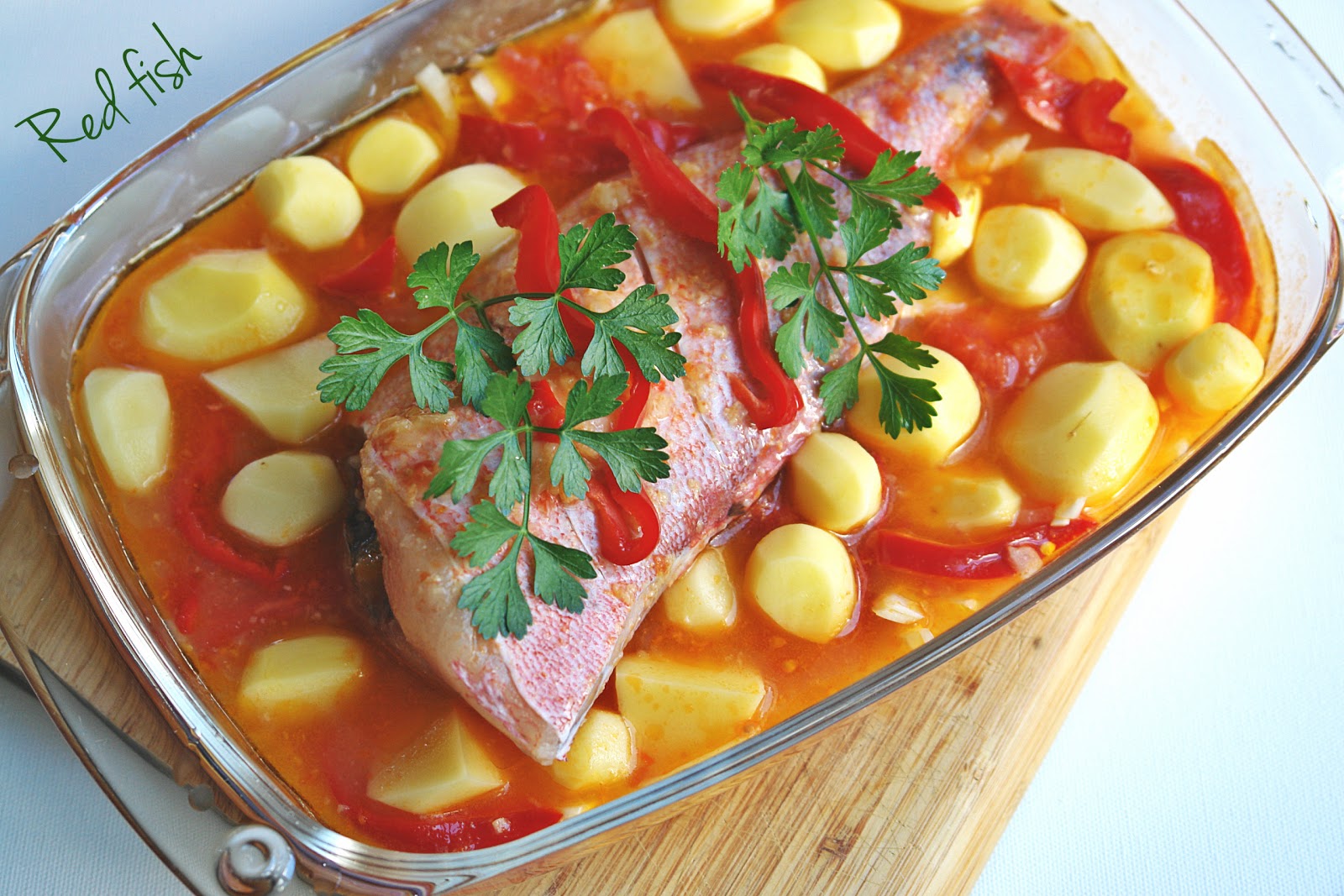 Hoje para jantar ...: Red fish com arroz de tomate no forno