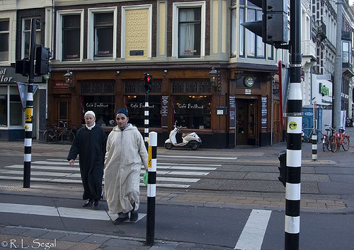 MUSLIMS IN THE NETHERLANDS