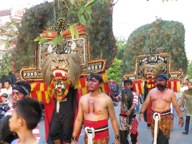 Reog Ponorogo ~ Malay Travel and Tour