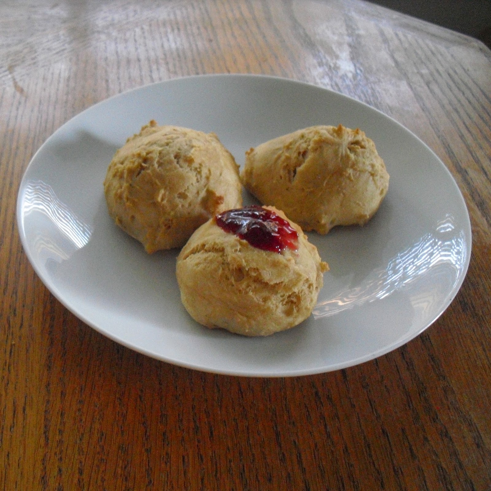 Somebody's Dinner: Mary's Amazing Biscuits--only 3 ingredients