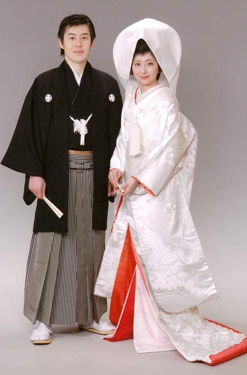 Clothing Style: Traditional Wedding Clothes