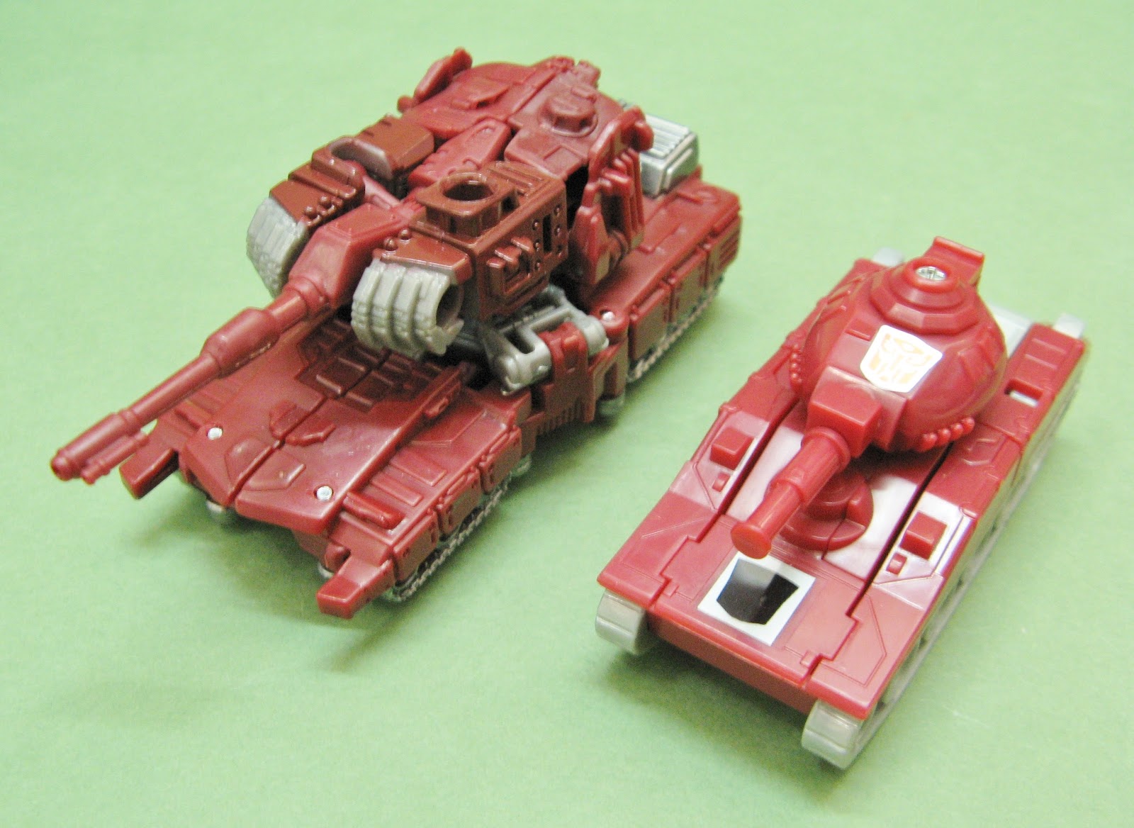 Transformers Generations Combiner Wars Legends class WARPATH IDW 變形金剛世代 ...