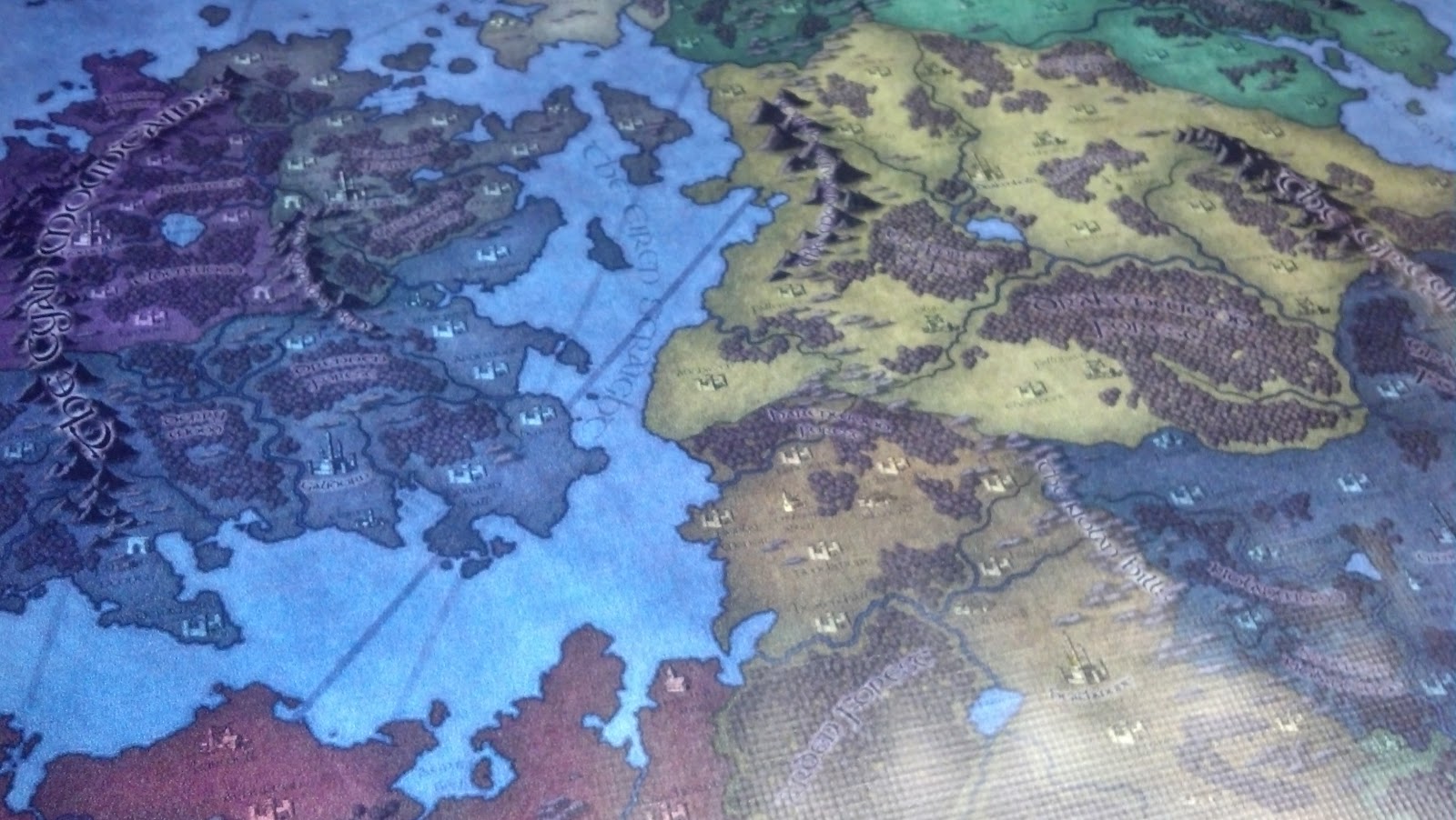 The Labyrinth: A New Cheap Way to Get an Awesome Map for Your Game