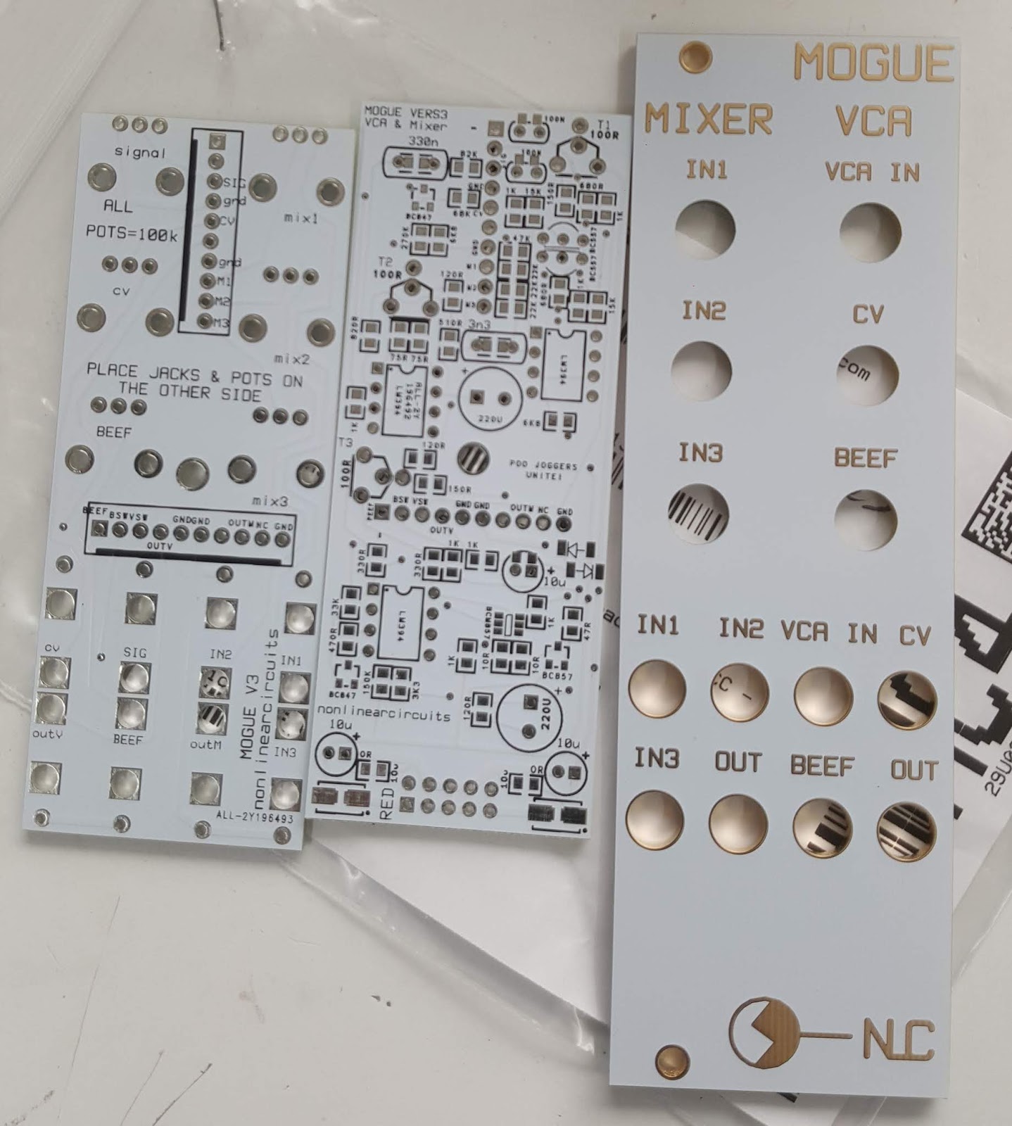JonDent - Exploring Electronic Music: Mogue mixer & VCA - NLC build notes