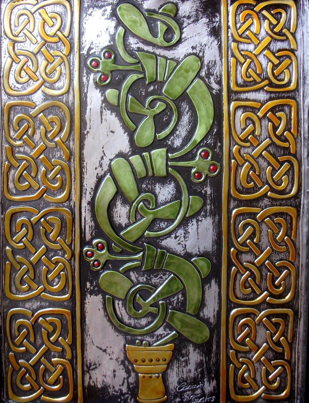 Cacaio Tavares - Atelier Arte Relevo em Metal - Brasil: Vida em Arte Celta