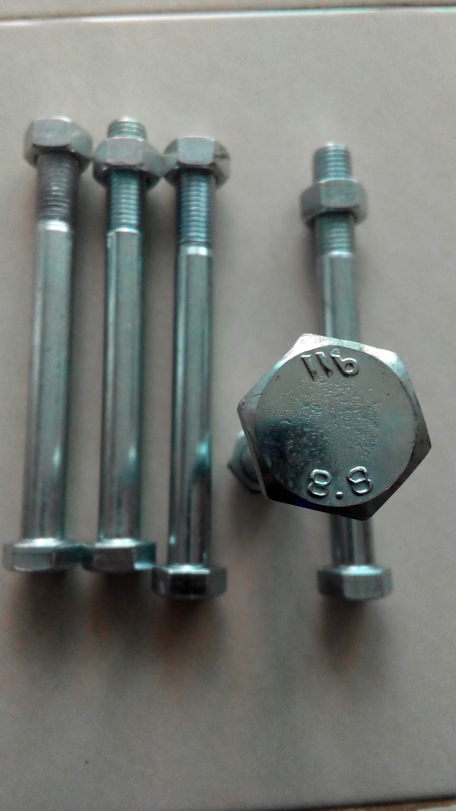 BAUT MUR BAJA GRADE 8.8 Galvanis | Baut Baja dan Stainless