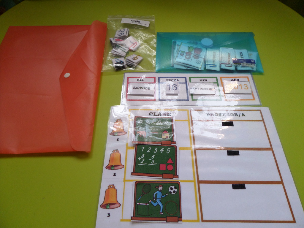 Invatam cu pictograme: Model de orar pentru scoala