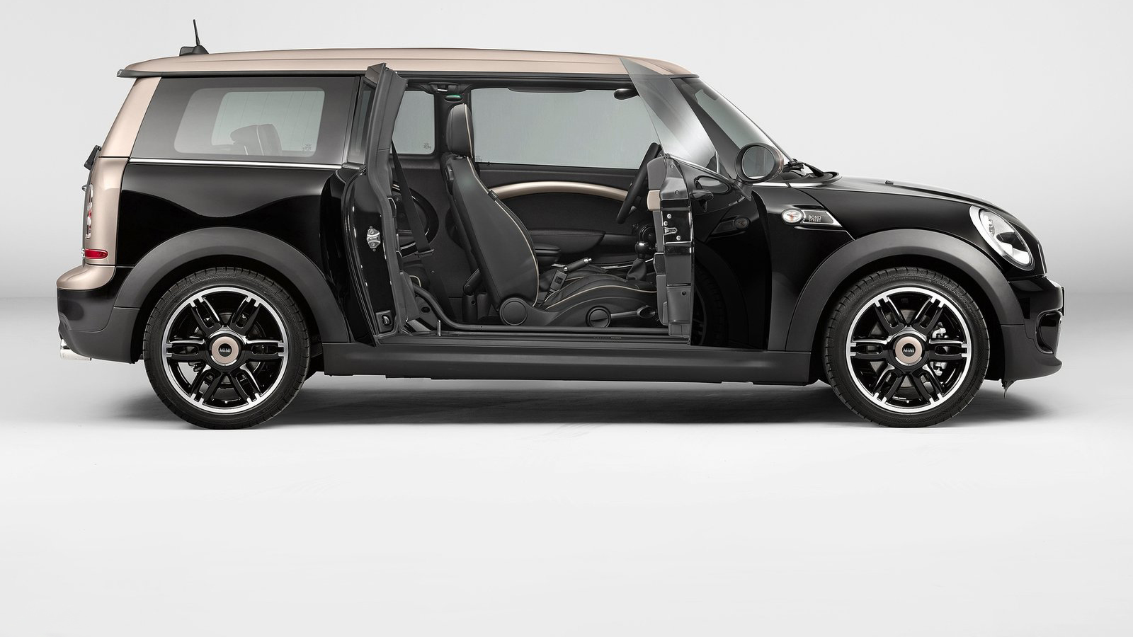 Car Wallpapers in Good Images: 2013 Mini Clubman Bond Street Edition on 17"