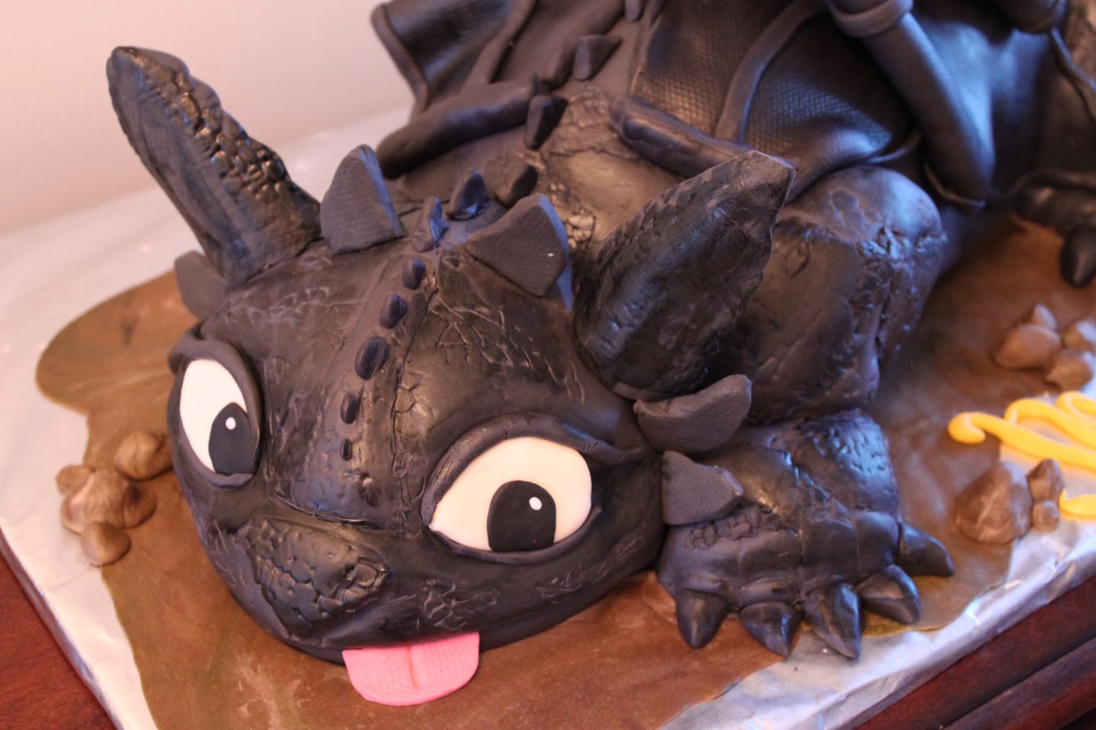 Layers of Love: Toothless Dragon cake