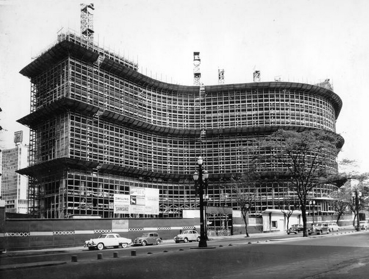 Divagaciones y Arquitectura: São Paulo: Edificio Copan (O. Niemeyer)