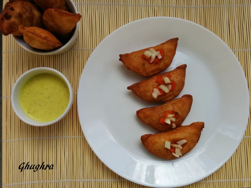 Recipe of Gujarati Ghughra | How to Make Ghughra - VegRecipeWorld