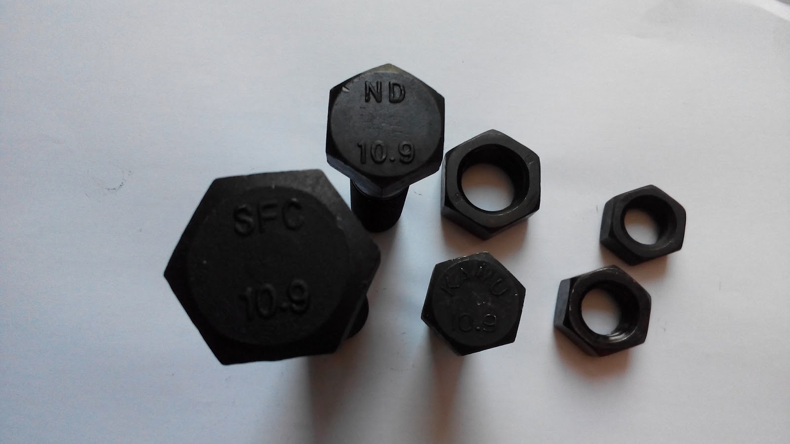 BAUT MUR BAJA GRADE 8.8 Galvanis | Baut Baja dan Stainless