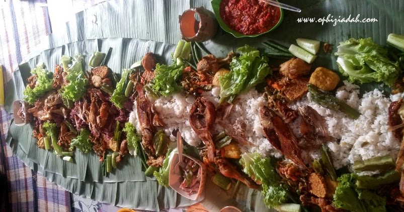 Menyiapkan Menu Bancakan Sendiri - Mom of Trio's World