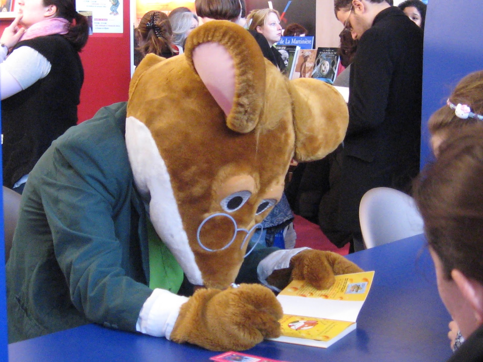 El SaCo de los Libros: Este finde Gerónimo y Tea Stilton en la Feria ...