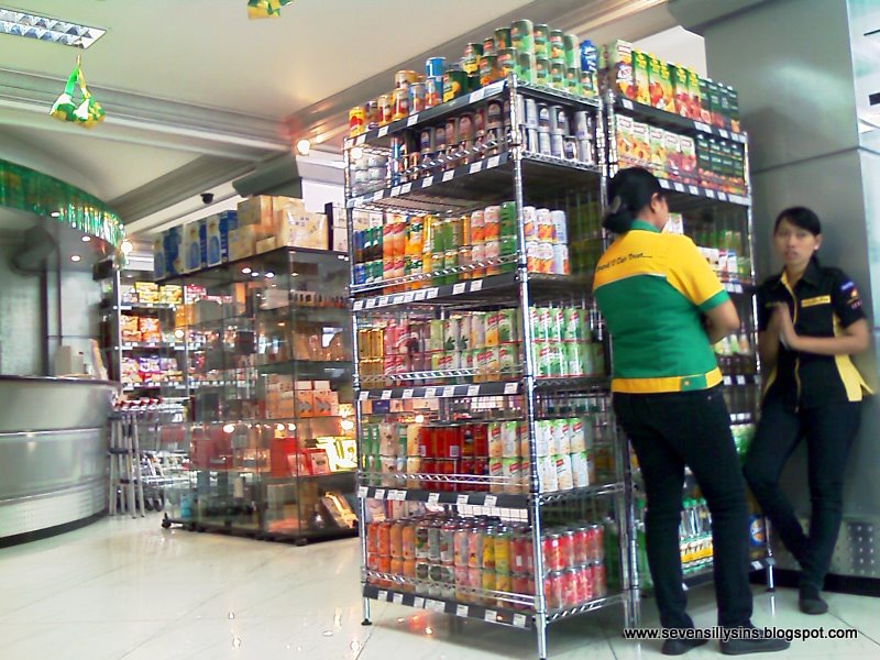 seven silly sins: Nano Pluit (pijat & refleksi)