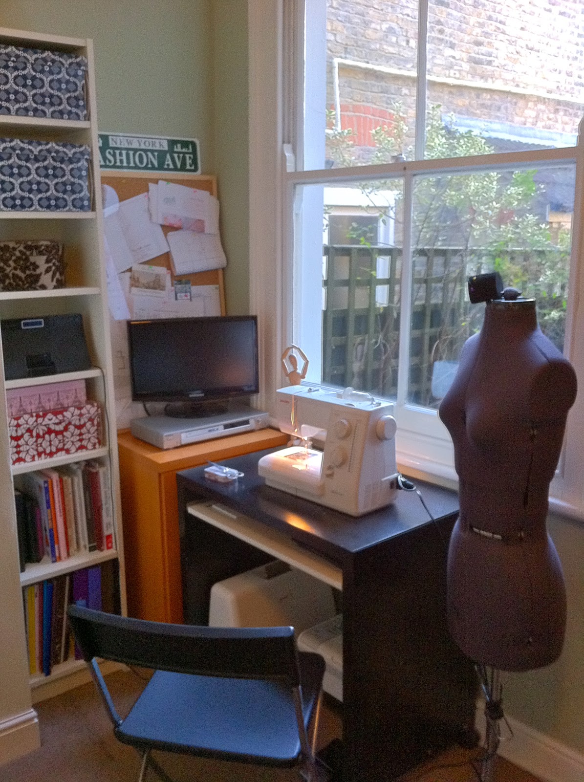 Diary of a Chain Stitcher : The Big Sewing Area Unveiling!