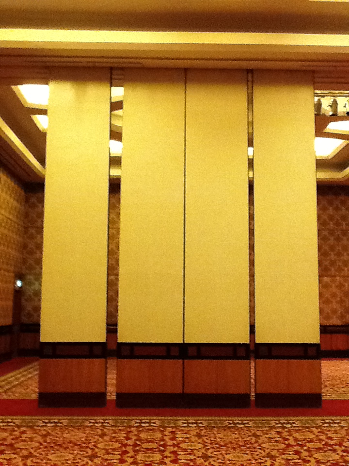 Partisi Geser ~ Partisi Dorong / Geser