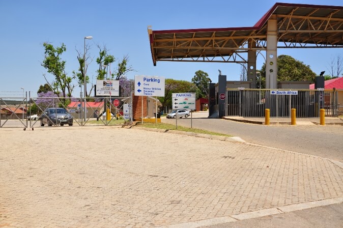 SA Grensposte - SA Ports of Entry: Piet Retief's access to Swaziland