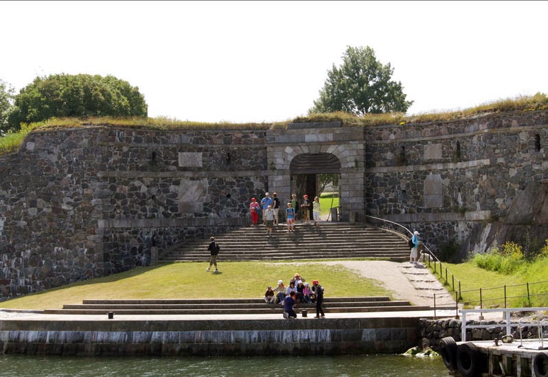 Helsinki Fortress Photo Gallery ~ Helsinki Finland