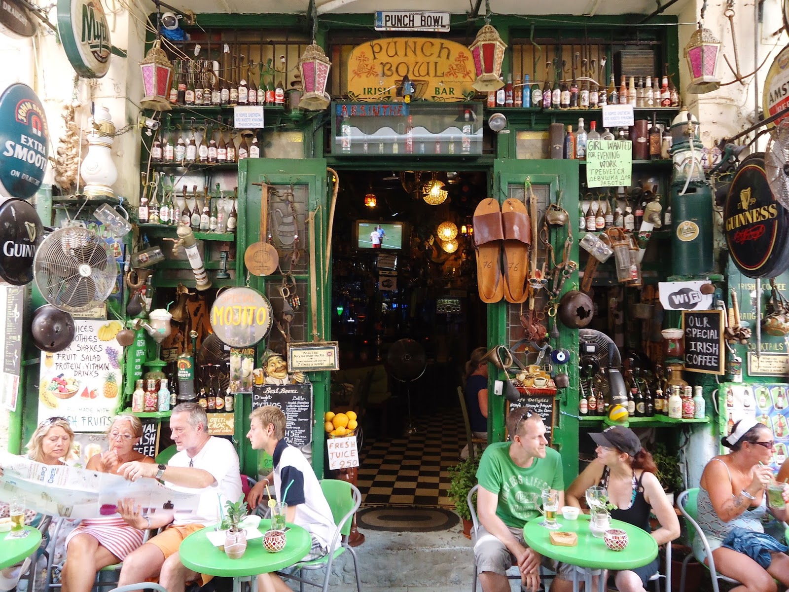 Patrick Comerford: An Irish pub in Rethymnon that outshines all other ...