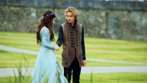 86Diamonds: Série: Reign