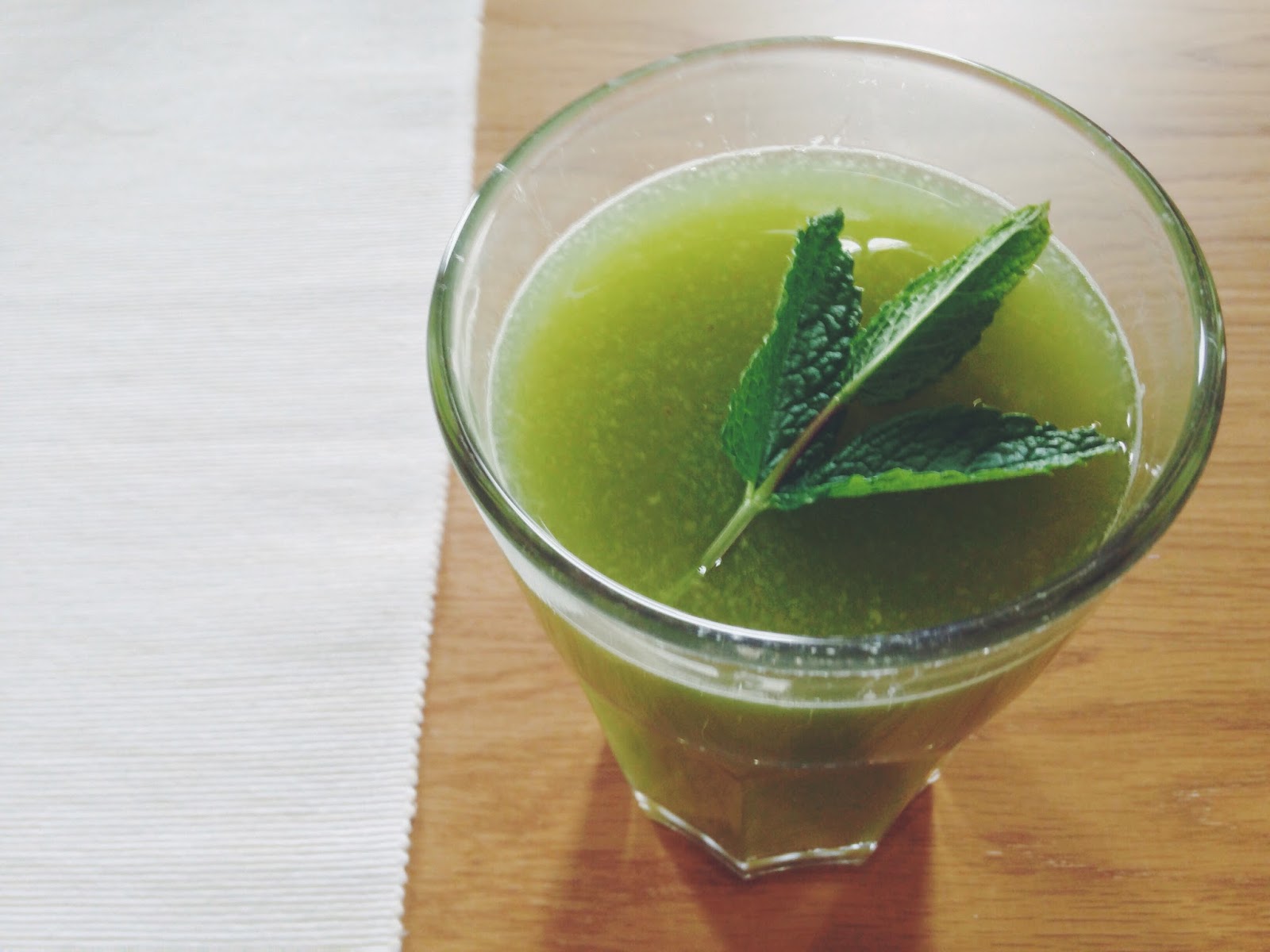 Pineapple & Mint Juice Recipe | Curiously Conscious