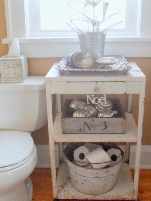 must love junk: Blinged Out Bathroom