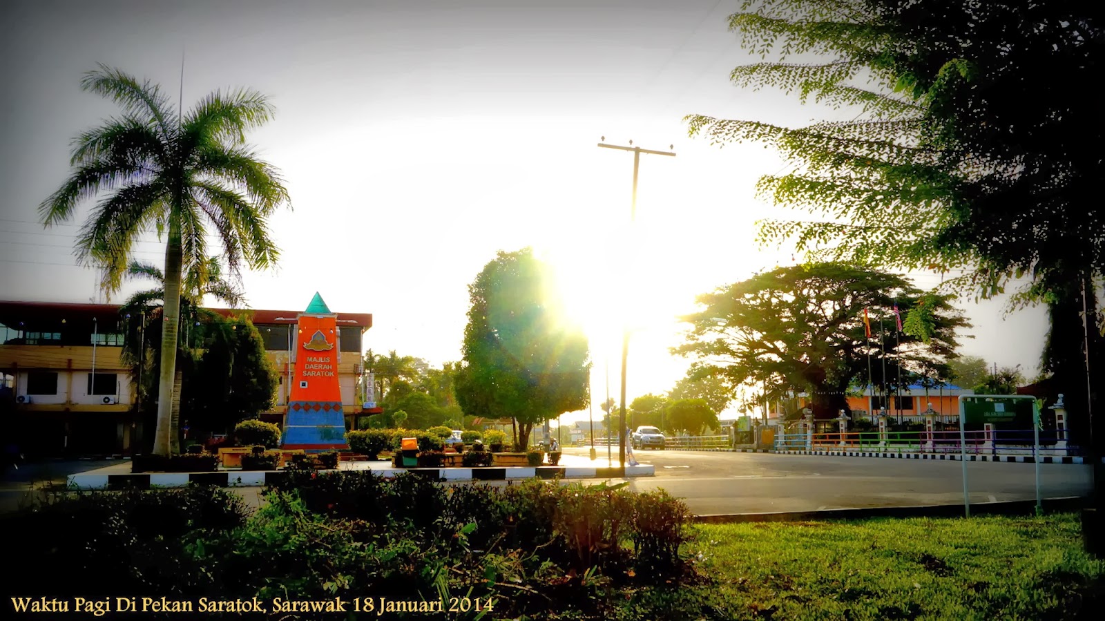Singgah Sebentar Di Saratok: Pagi Di Pekan Saratok