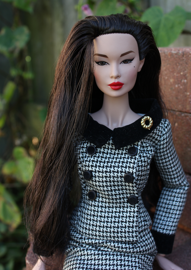 DollyPanic!: FR16 Incognito Elsa Lin