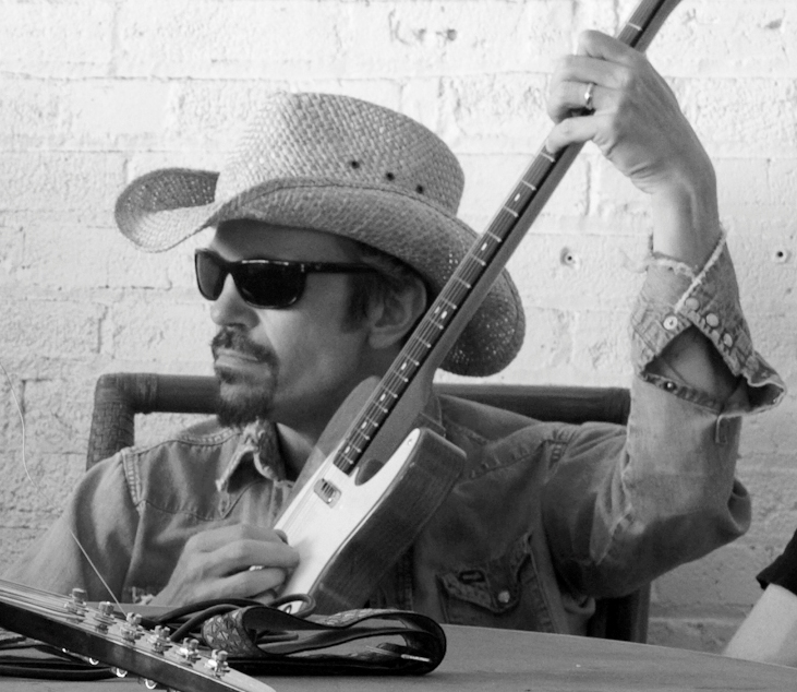 Essential Album of the Week #4: Wilco - Yankee Hotel Foxtrot : r/indieheads